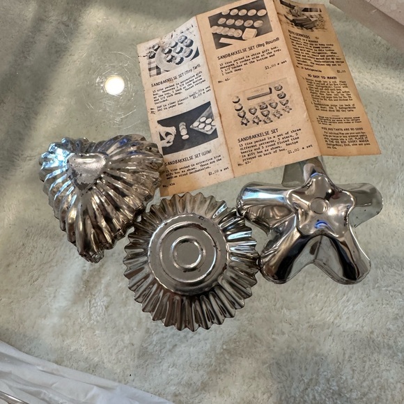 Vintage | Kitchen | Vintage Sandbakkel Set 2 Metal Fluted Tart Tins ...